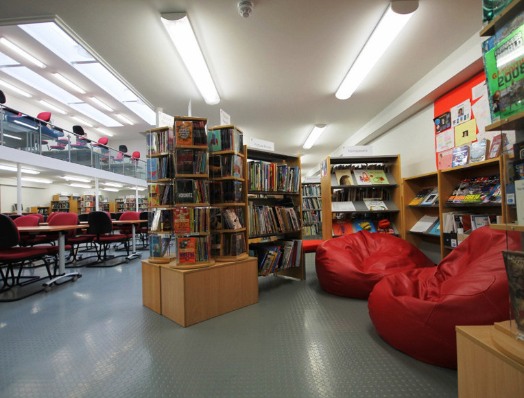 Learning Resource Centre (LRC) - Leventhorpe School
